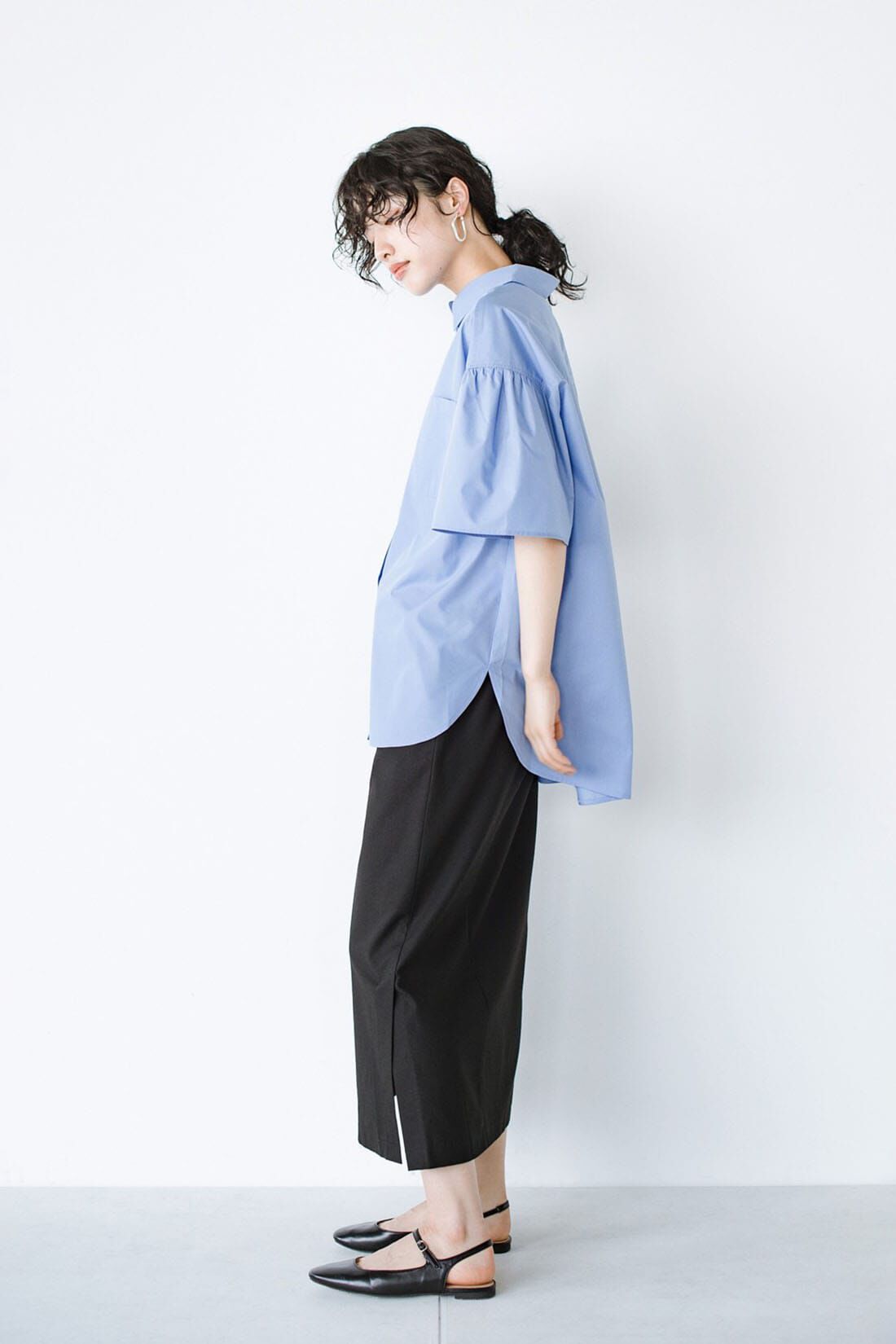 haco！ ポケットに花束を忍ばせてみた！フラワームーブメントシャツ haco！ FACTORY with ah！｜haco![ハコ]｜フェリシモ【公式通販】